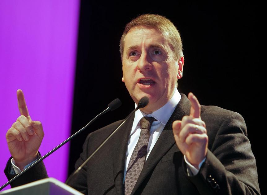 Ecolo grootste stijger, Maingain populairste | BRUZZ