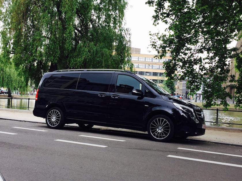 Uber introduceert UberVAN in Brussel | BRUZZ