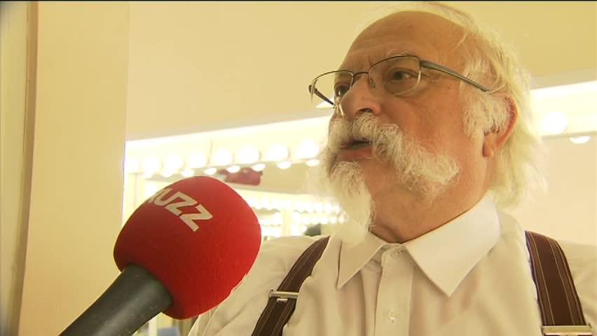 Le Brussels Volkstheater présente 'N Vlooi in aa uur' | BRUZZ