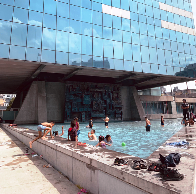 Gezien: wildzwemmers aan de Zuidertoren | BRUZZ