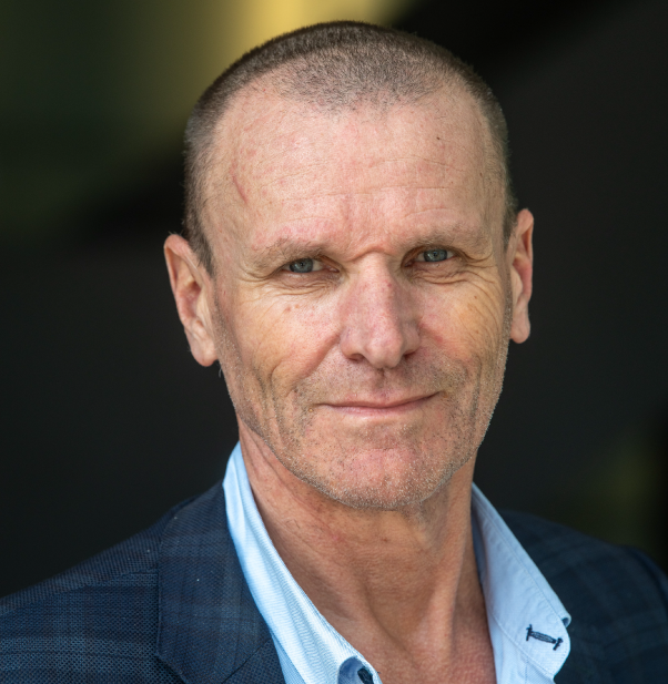 Klaus Van Isacker nieuwe hoofdredacteur BRUZZ | BRUZZ