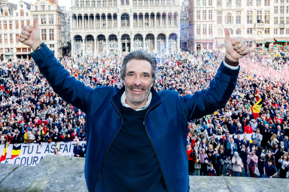 Zeiler Denis Van Weynbergh als held onthaald op de Grote Markt | BRUZZ