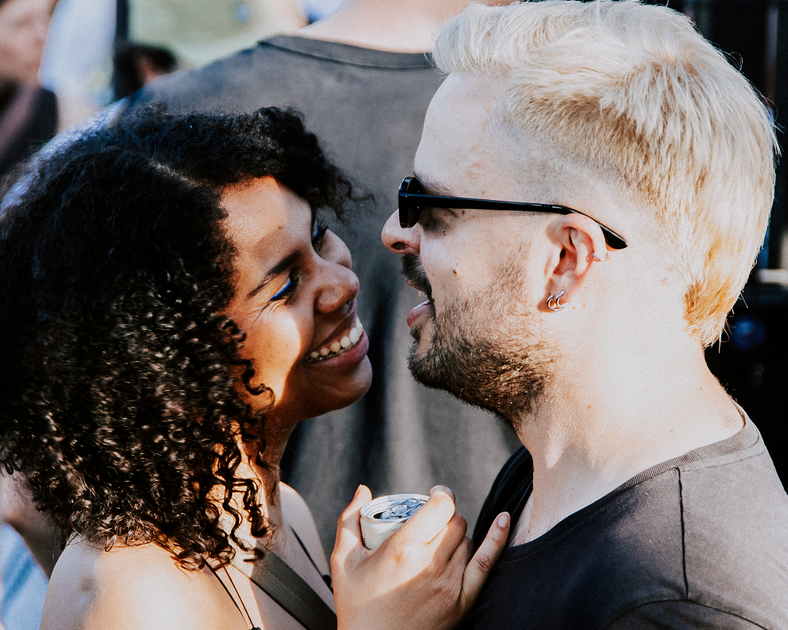 Samen dansen in de disco of toch liever feesten op Poelaertplein? Dit ...
