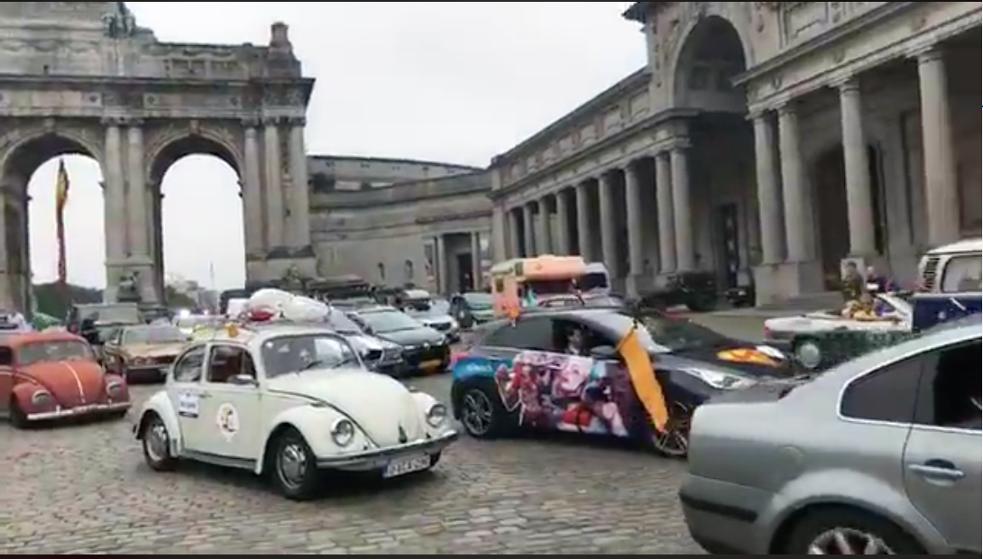 Gezien: start Budapest Rally | BRUZZ